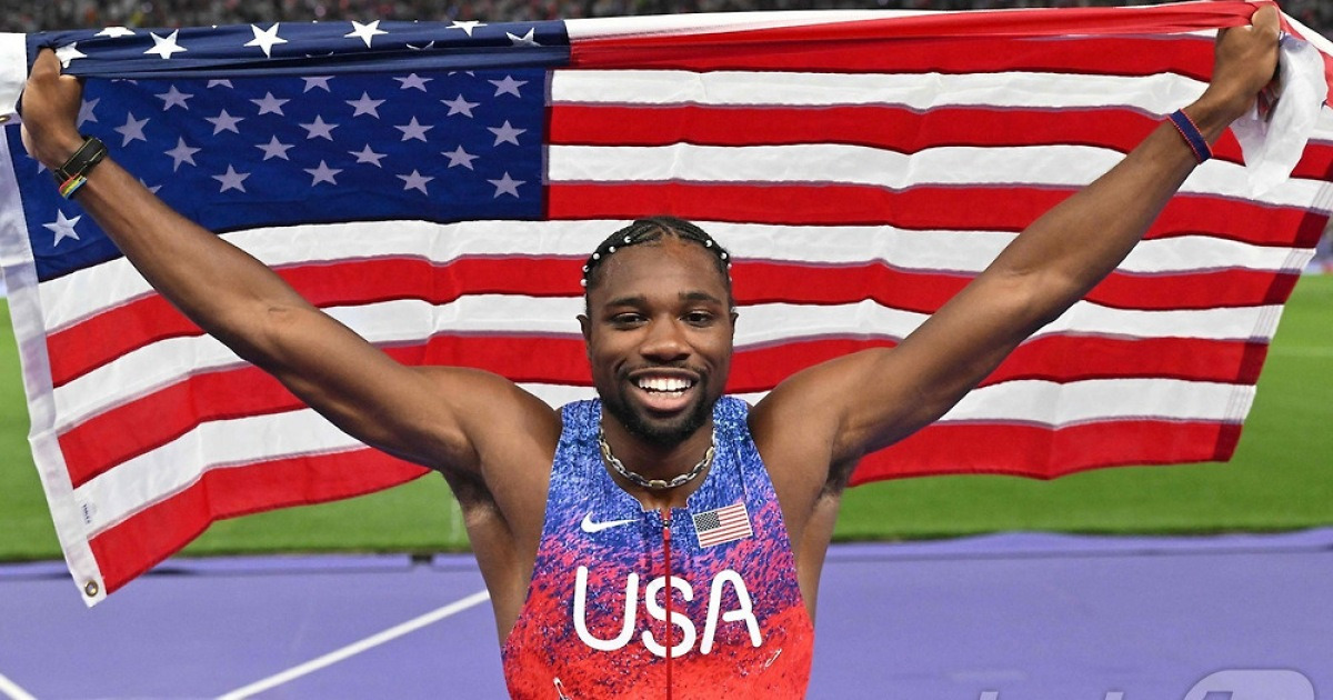 0.005초 앞섰다…美 라일스 극적인 뒤집기, 육상 100m '金'[올림픽]