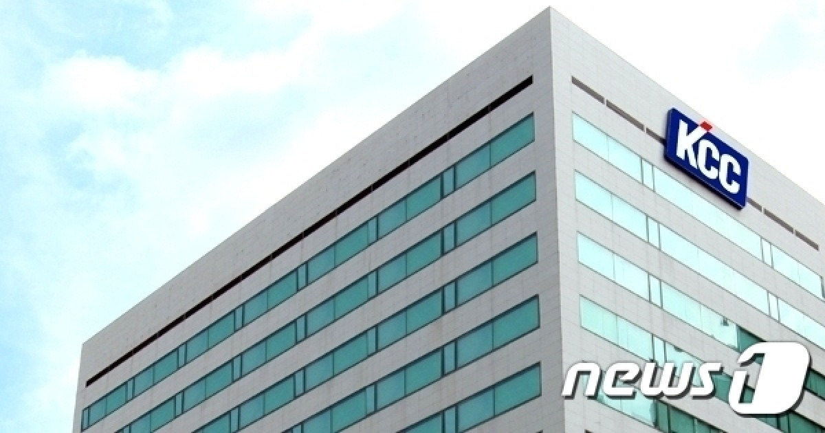 "도료·실리콘 양날개 달았다"…KCC 2Q 영업익 56% 껑충