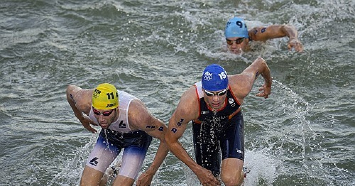APTOPIX Paris Olympics Triathlon