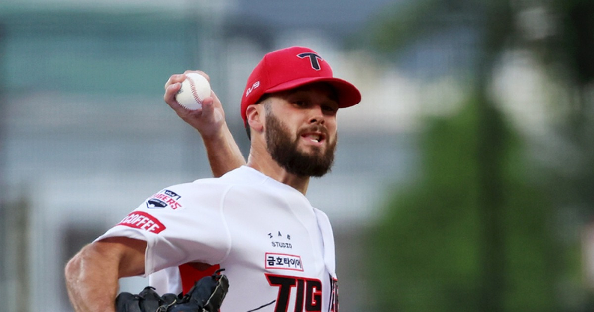 결국 ‘알드레드 방출’ 카드 꺼낸 KIA, ‘MLB 36승’의 또 다른 왼손 투수로 반등 만들까