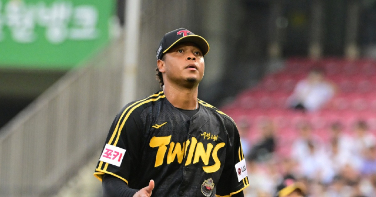 [MD포토] 에르난데스 'KBO 데뷔 무대'