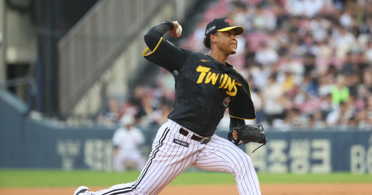 벌써 MLB 스카우트 모였다…LG 에르난데스 충격 데뷔전 7K, 외야로 치기도 어렵다