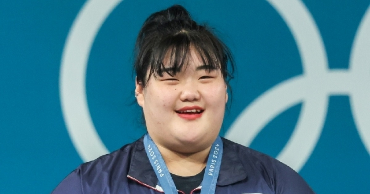 ‘포스트 장미란’ 박혜정, 女 역도 81kg초과급 값진 은메달 차지…‘299kg’ 韓 신기록 달성 [파리올림픽]