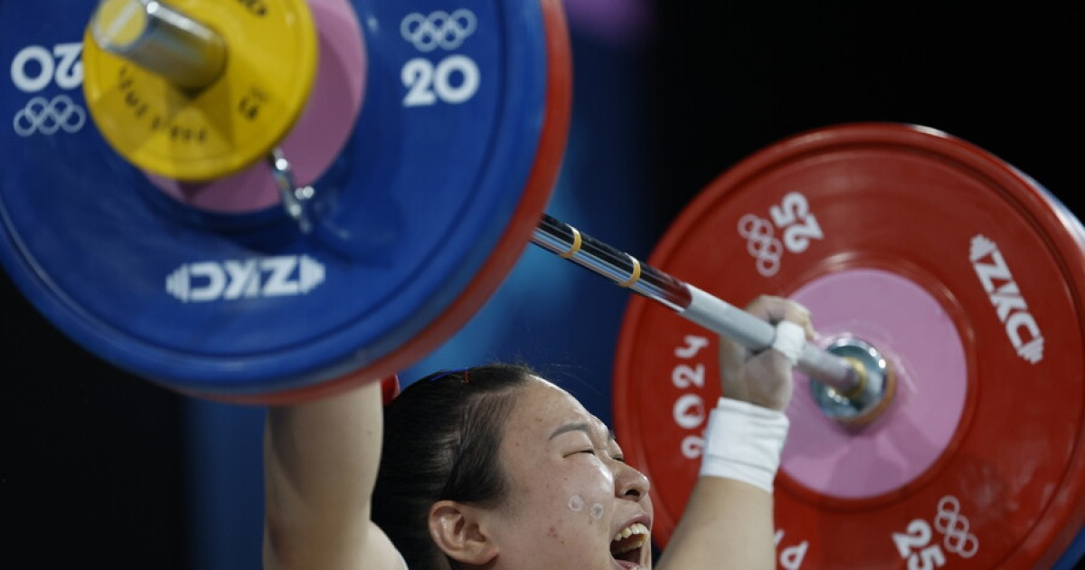 파리 관중들까지 탄식, 3-0 판정인데 '충격 재심→무효'...김수현, 역도 여자 81kg급 '합계 250kg 아쉽게 끝' [올림픽 NOW]