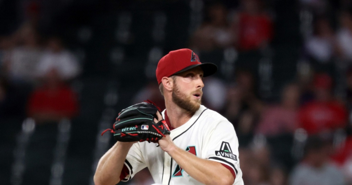 '약 4개월' 만에 돌아온 '원조' KBO 역수출 신화…'AL 1위' PHI 상대 5이닝 2실점 역투! 3승 ERA 2.43