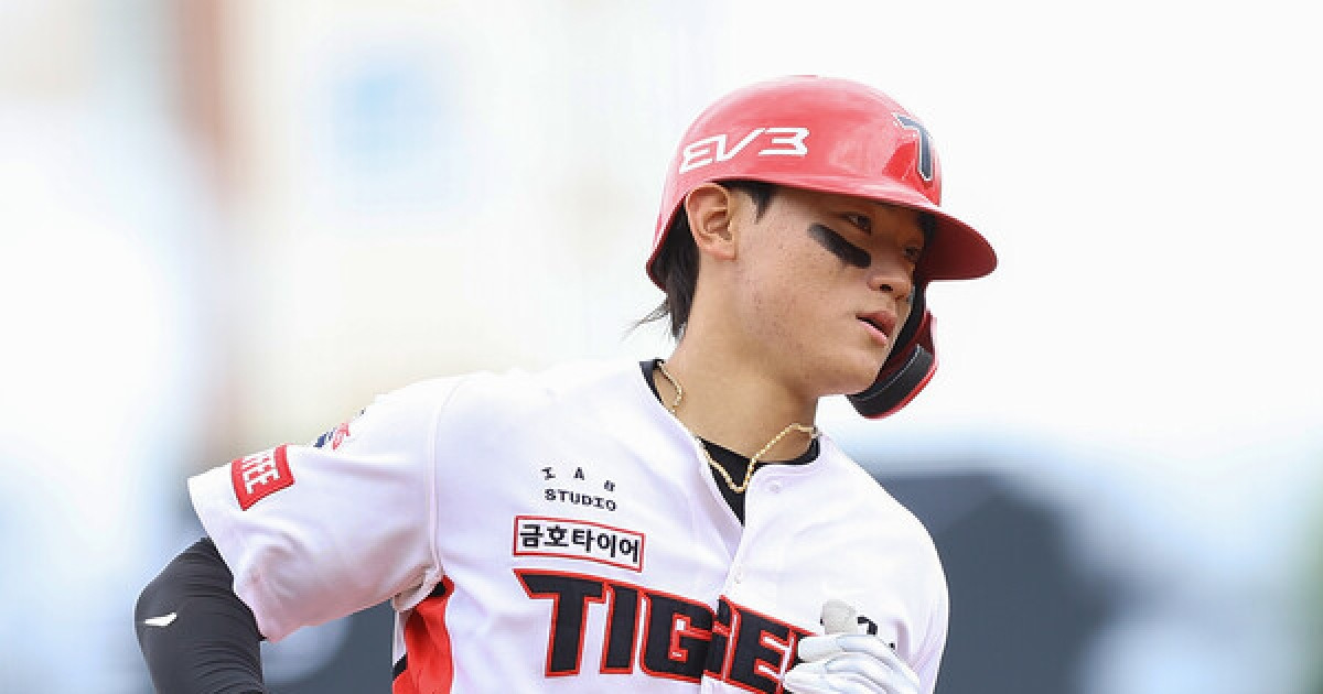 '바람의 후배' 김도영의 힘? KIA 관중 67% 증가…KBO 리그 800만 페이스도 빨라