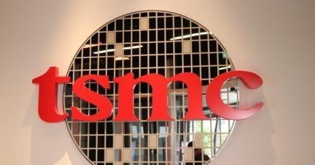 TSMC, 폭스콘 산하 이노룩스 공장 인수..8500억원 투자
