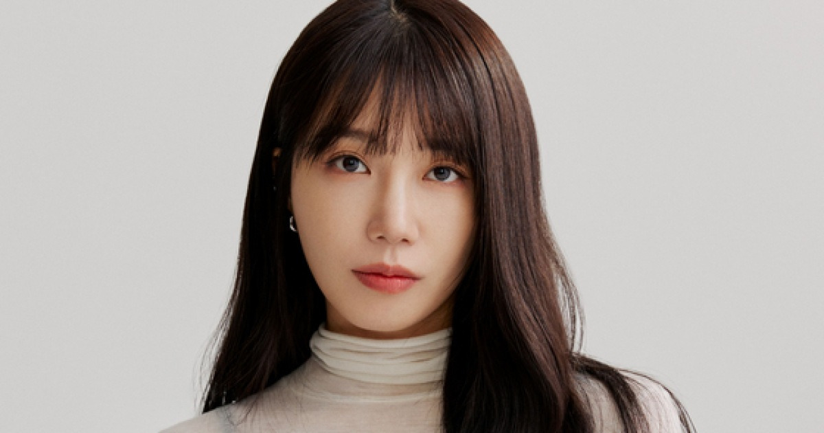 정은지, 누적 10억 스트리밍 돌파…'빌리언스 브론즈 클럽' 입성