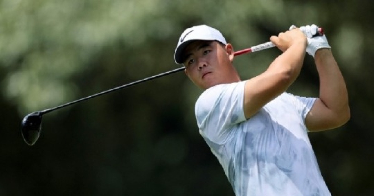 '둘째 날 맹타' 김주형, 보기 없이 6언더파...PGA 투어 PO 1차전 공동 13위