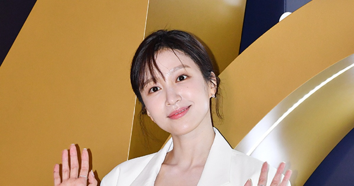 하니, '리뷰네컷' 자진 하차…JTBC "MC단 새로 꾸릴 것" [공식입장]