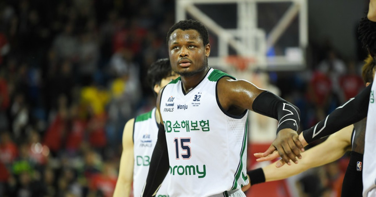 [공식] '디펜딩 챔피언' KCC, 'MVP' 출신 디온테 버튼 영입...6년만에 KBL 무대 복귀