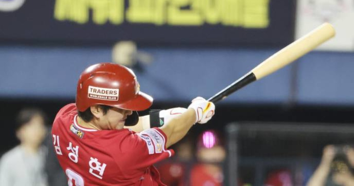 '엇갈린 7회 희비' 3연속 대타 승부수 SSG, 9번 송찬의 타석에서 꿈쩍하지 않은 LG [IS 승부처]