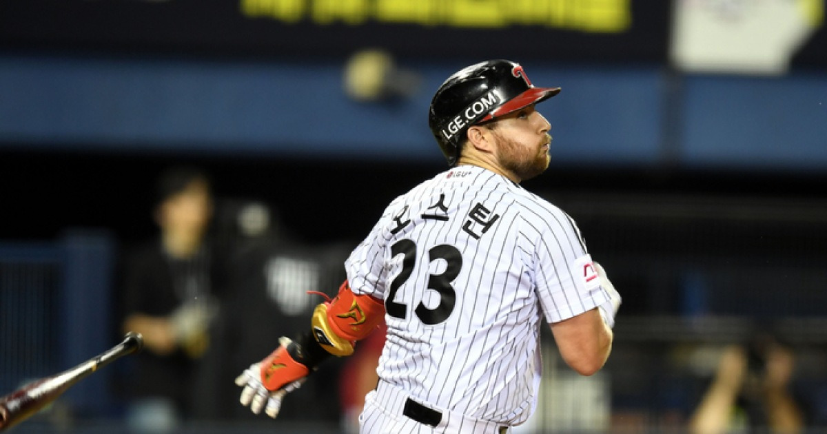 ‘오스틴 만루포-오지환 투런-최원태 QS 8승’ LG, SSG 13-3 완파…삼성 1G차 추격 [SS잠실in]