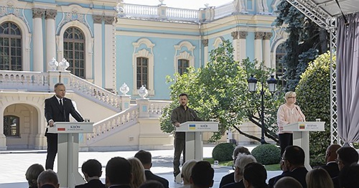 UKRAINE POLAND LITHUANIA DIPLOMACY