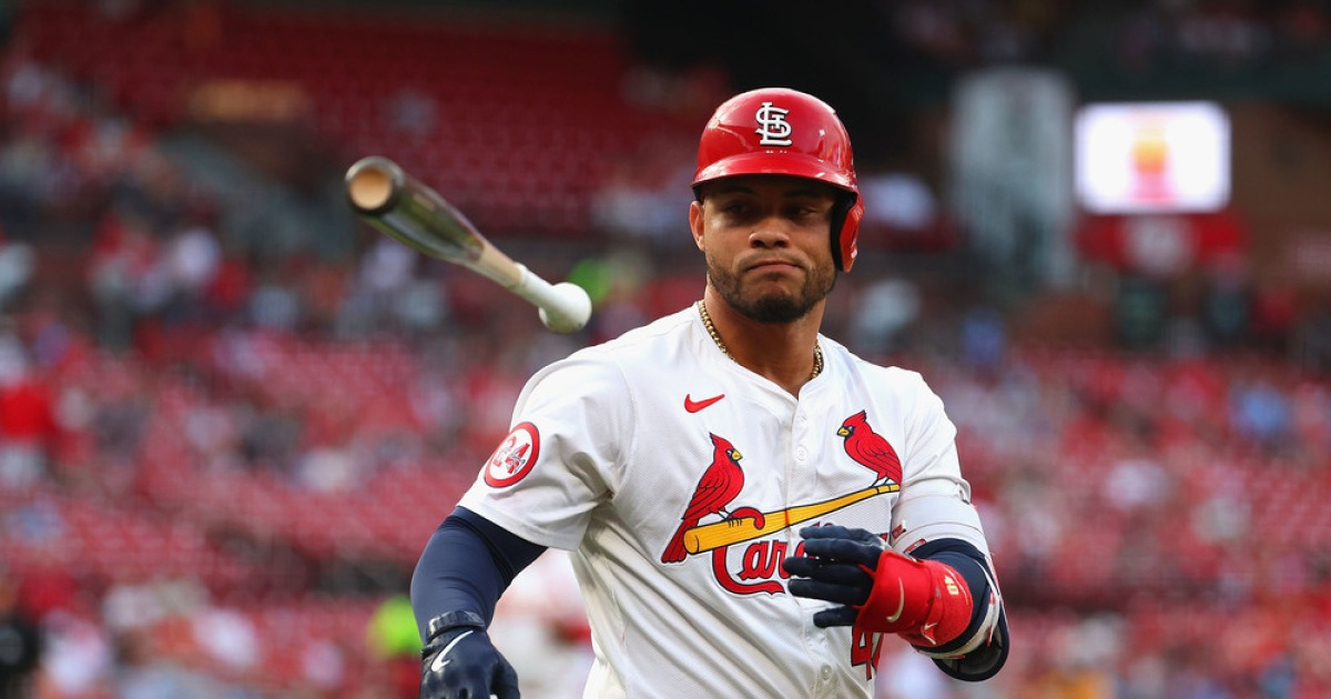 PS 위해 ‘KBO MVP’ 영입했는데..세인트루이스, 주전포수 콘트레라스 손가락 골절로 이탈