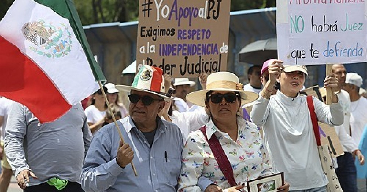 Mexico Court Strike
