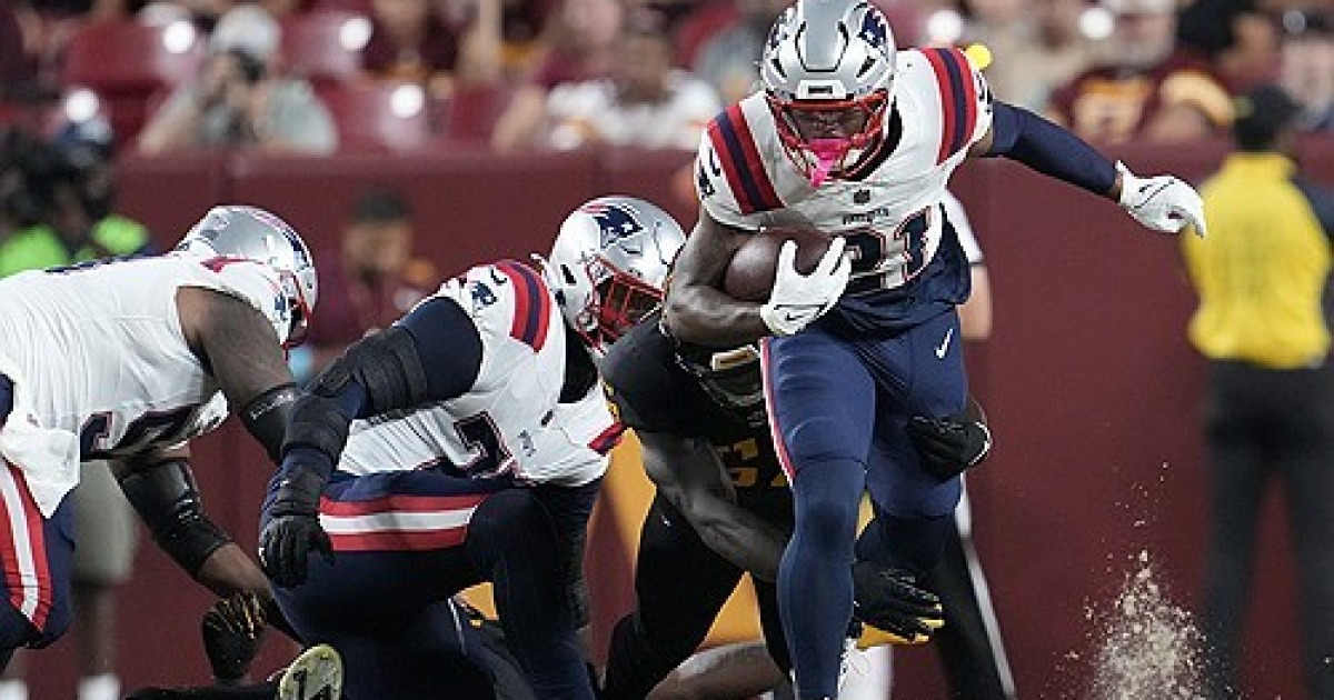 Patriots Commanders Football