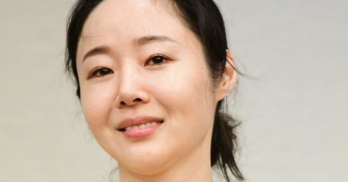 민희진, 어도어 대표이사 물러난다 "뉴진스 프로듀싱은 그대로"