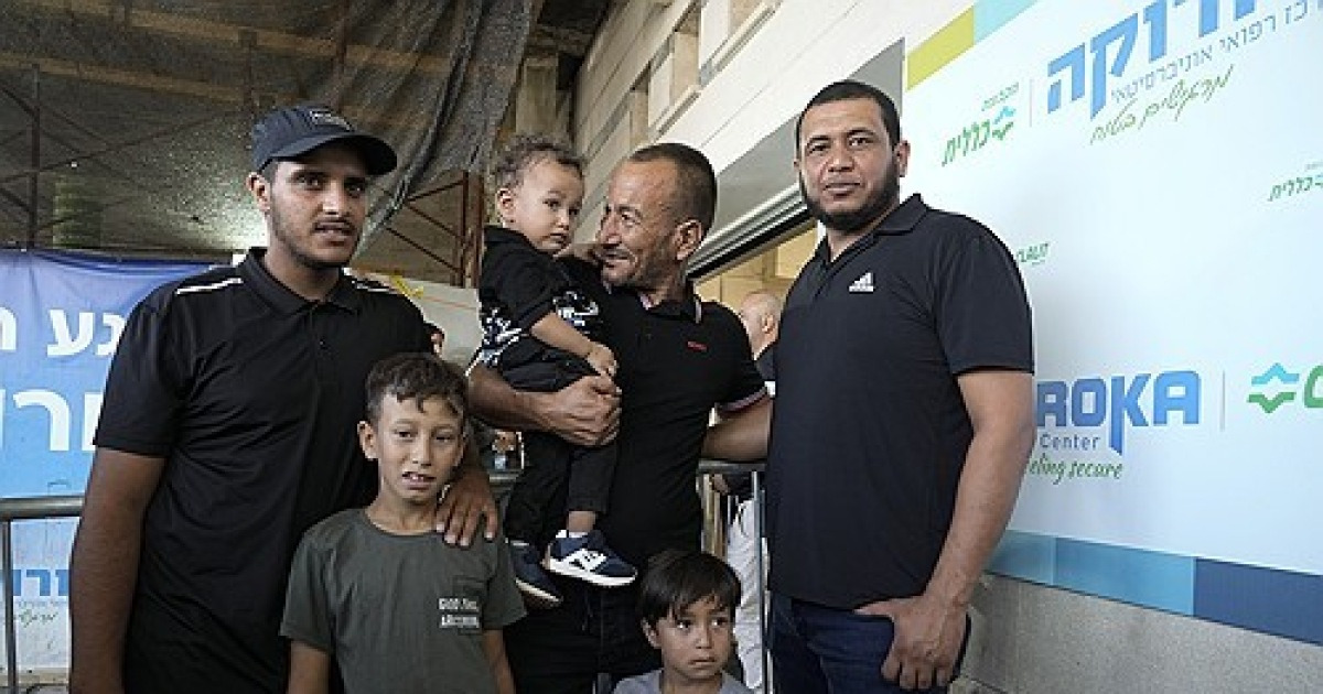 CORRECTION Israel Palestinians