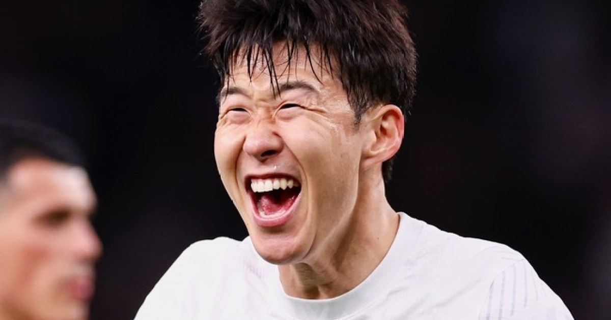 '토트넘 역대 최고 윙어' SON, PL 세 손가락 안에 드는 골잡이였다... '100골 클럽'→현역 3위