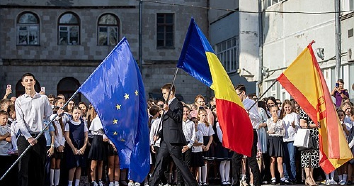 MOLDOVA SCHOOL FIRST DAY