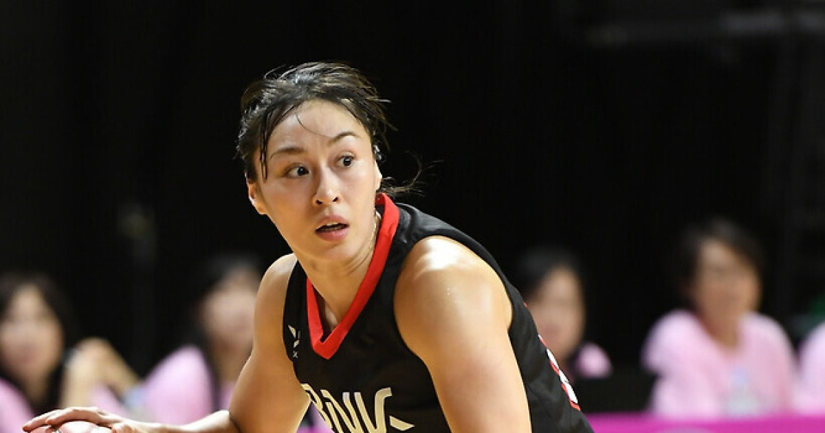 [24박신자컵] ‘김소니아-이소희 맹활약’ BNK, KB스타즈에 짜릿한 4쿼터 역전승