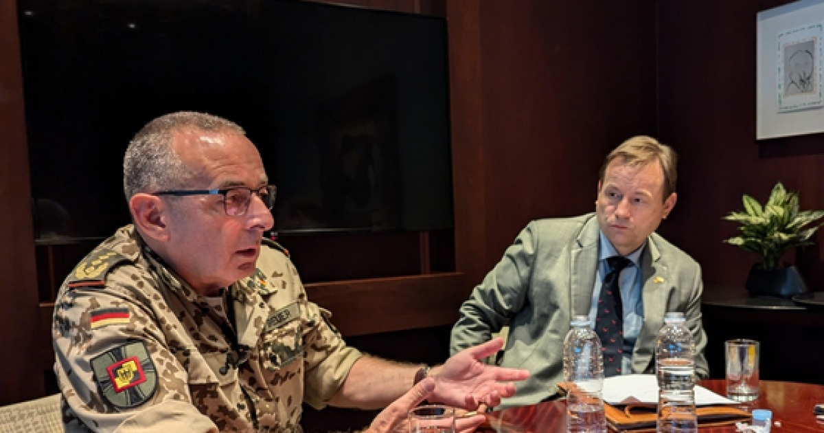 North's arms are fueling Russia's war effort, German defense chief says ...