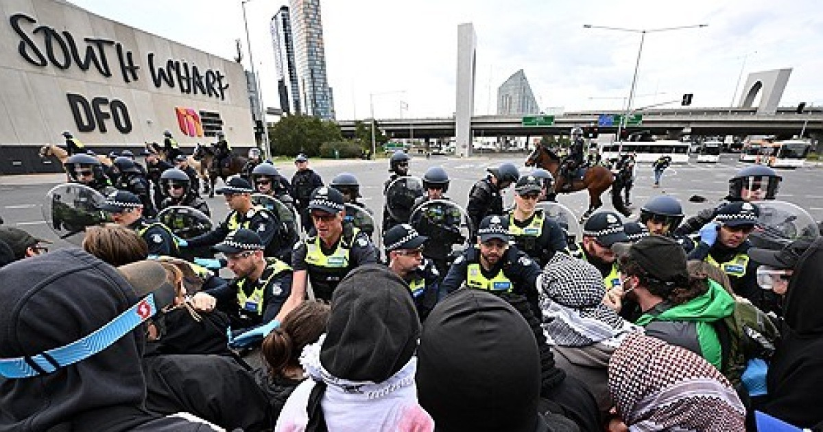 AUSTRALIA LAND FORCES CONFERENCE MELBOURNE