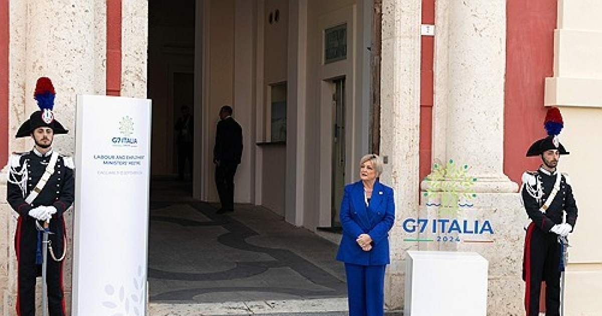 ITALY G7 LABOR