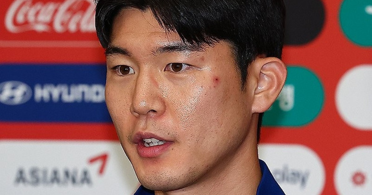 질문에 답하는 황문기