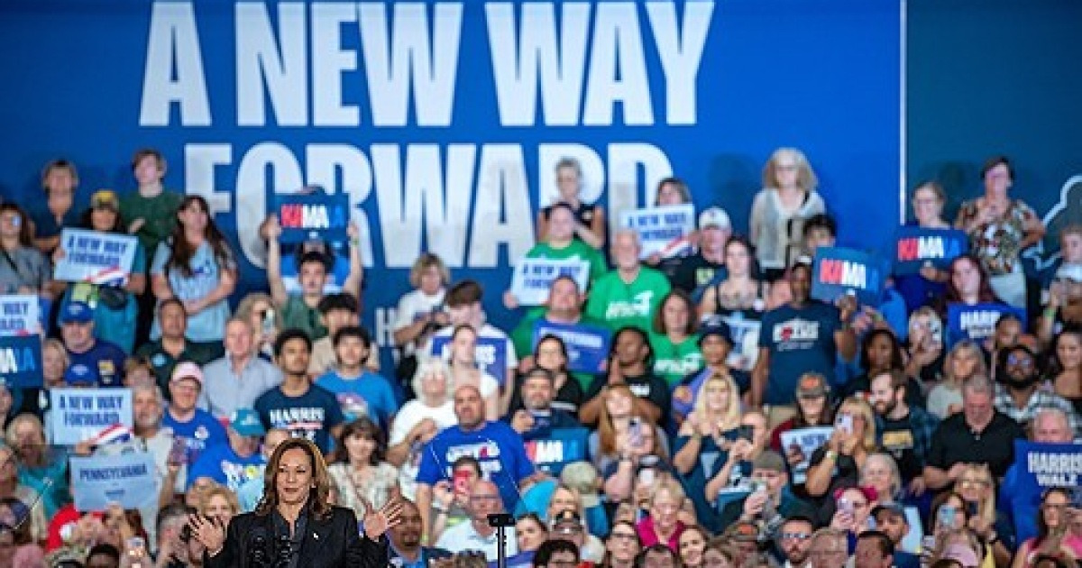 epaselect USA ELECTIONS HARRIS CAMPAIGN