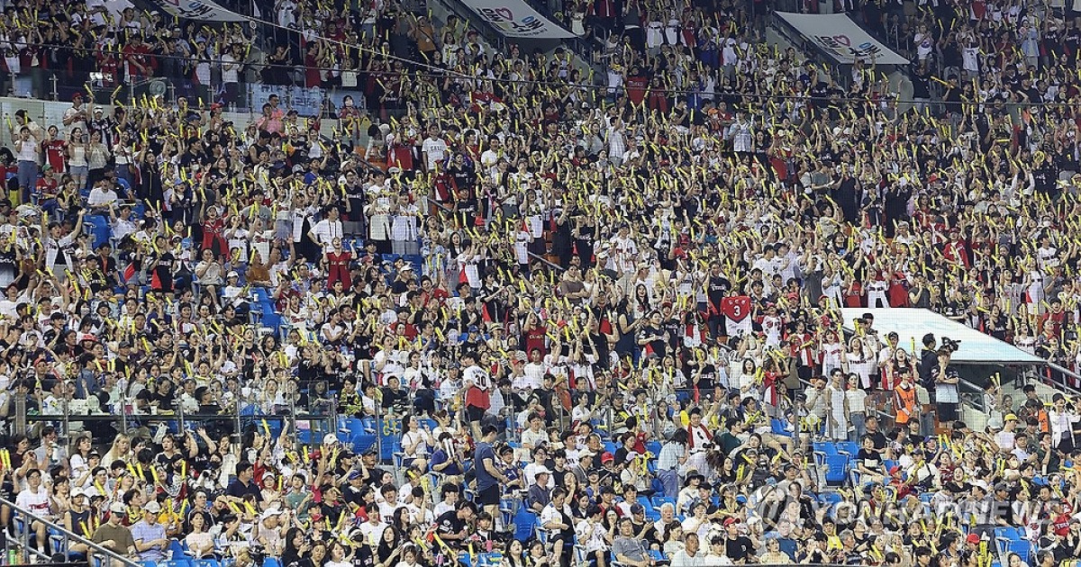 Home Run for History: Korean Pro Baseball Smashes Records with 10 ...