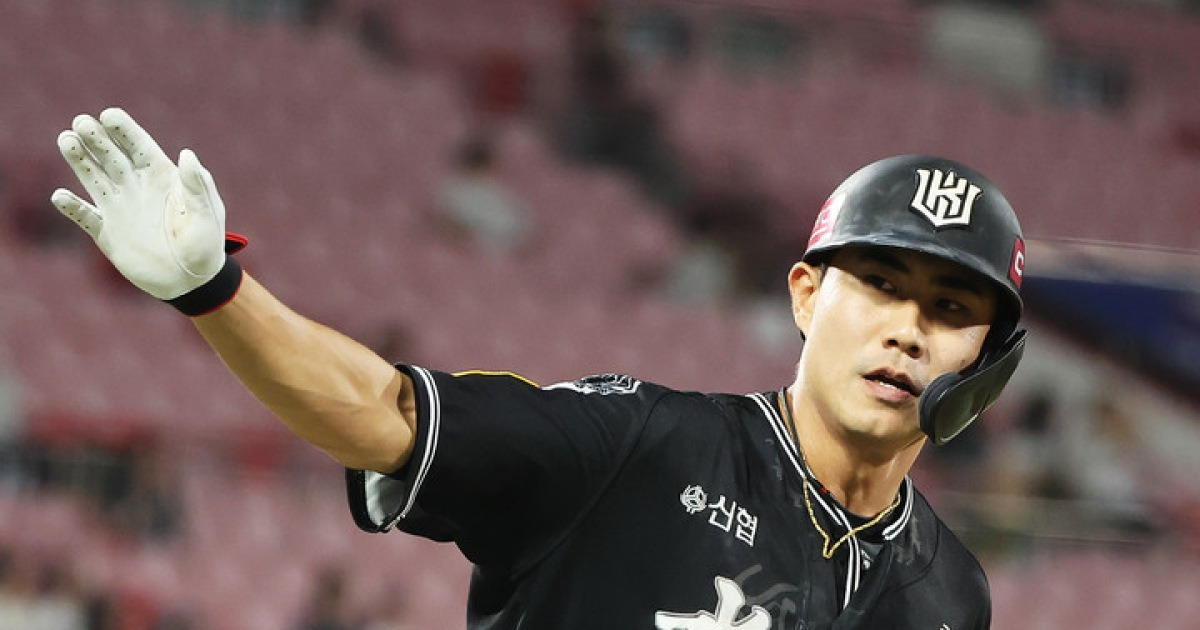 KT 로하스 & 김민혁 테이블세터...심우준 유격수, 김상수 선발 제외 [수원에서mhn]