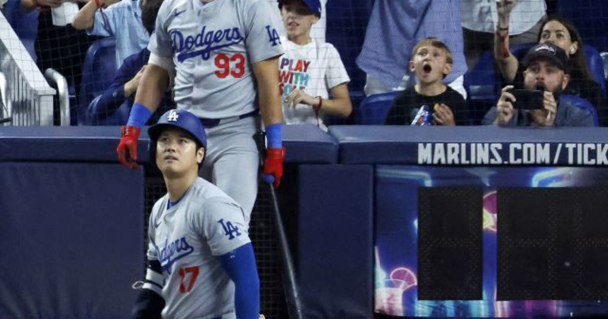 오타니, 3홈런·2도루 쏘며 전인미답 MLB ‘50-50’ 달성