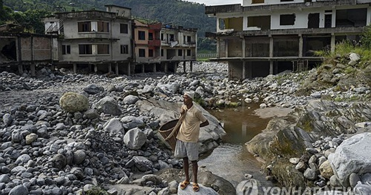 APTOPIX Climate Migration Nepal Landslides