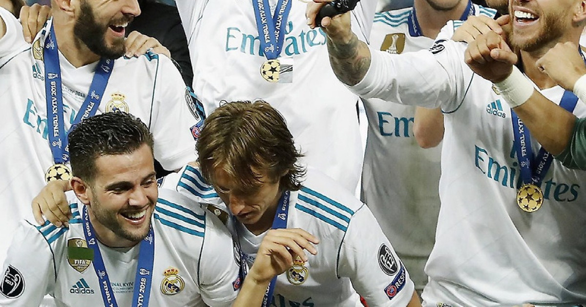 [오피셜]UCL 우승 4회+WC 우승→31세에 축구와 이별...'월클 수비수' 바란, 현역 은퇴 선언 "좋은 일에도 반드시 끝이 있어"