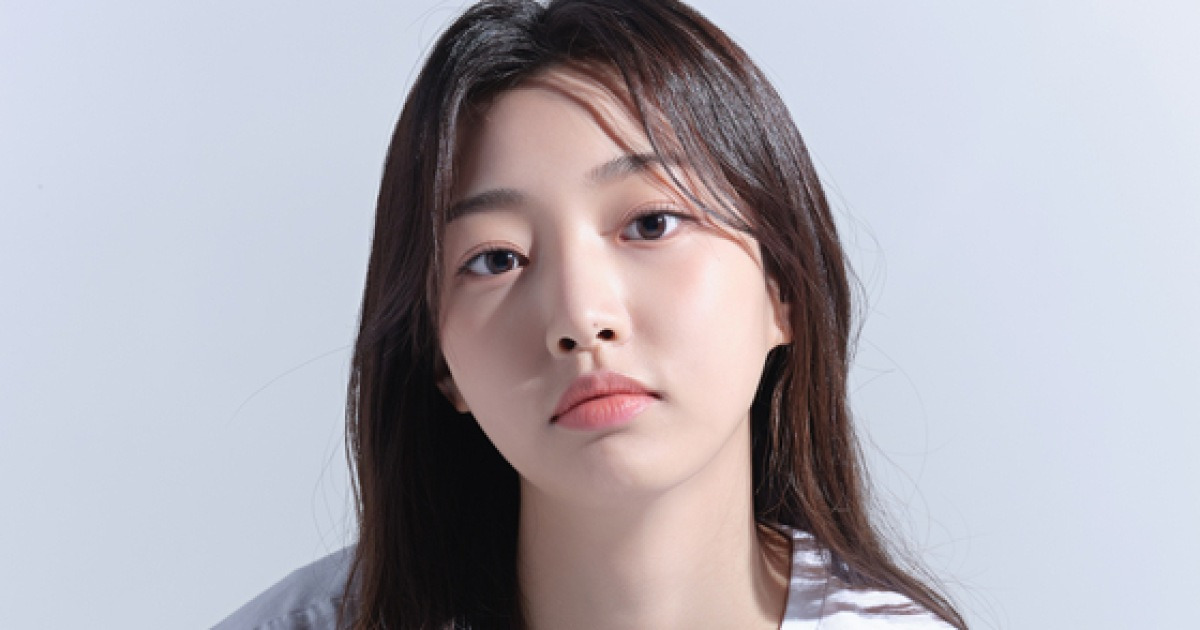 '트와이스 지효 동생' 이하음, 숏폼 '퇴사를 요청합니다' 주연