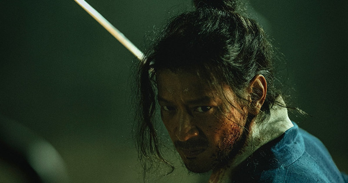 부산 영화 랜드마크에 빨간 ‘N’, 개막작 ‘전,란’…넷플릭스가 지배할 부국제(BIFF)