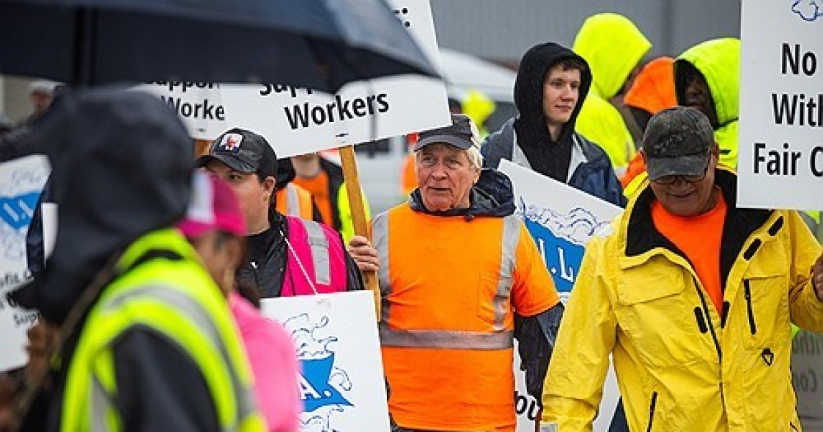 USA LONGSHOREMEN STRIKE
