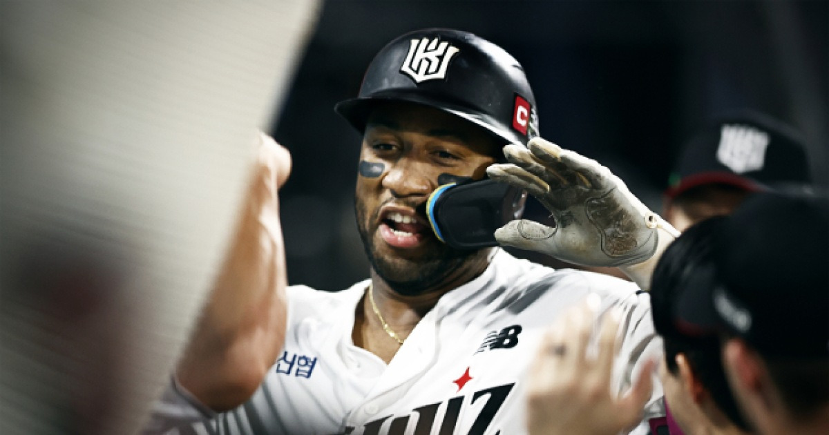 로하스 2번 우익수-강백호 4번 DH, KT 라인업 공개 [WC1]