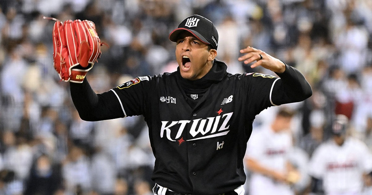 '빅게임 피처' 쿠에바스, 두산 방망이 삼켰다…KT 사상 첫 '5위팀 업셋' 보인다! [WC1:스코어]