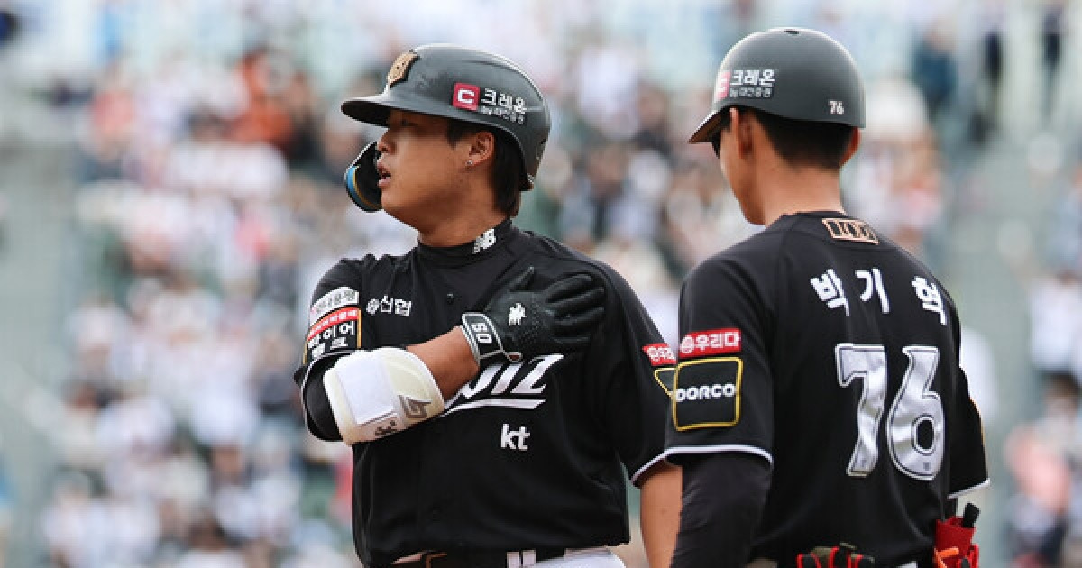 [WC2] 'KT의 마법 또 통했다!' 두산 꺾고 KBO리그 사상 첫 '업셋' 준PO행!