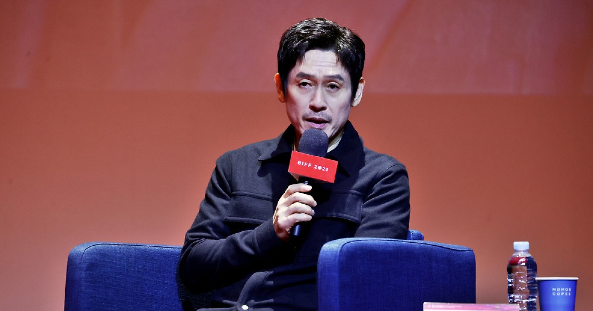 [SC-BIFF] 설경구 "'불한당' 감독, 가슴골·팔뚝 보여달라고, '뭐 저딴 게 감독이야' 생각해"