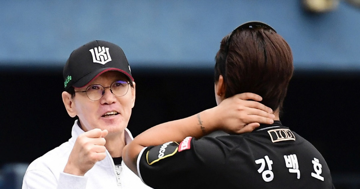 KBO 최초, 업셋의 역사를 만든 이강철 감독 "준PO는 생각도 못해, 분위기 올라왔다" [WC2 승장]