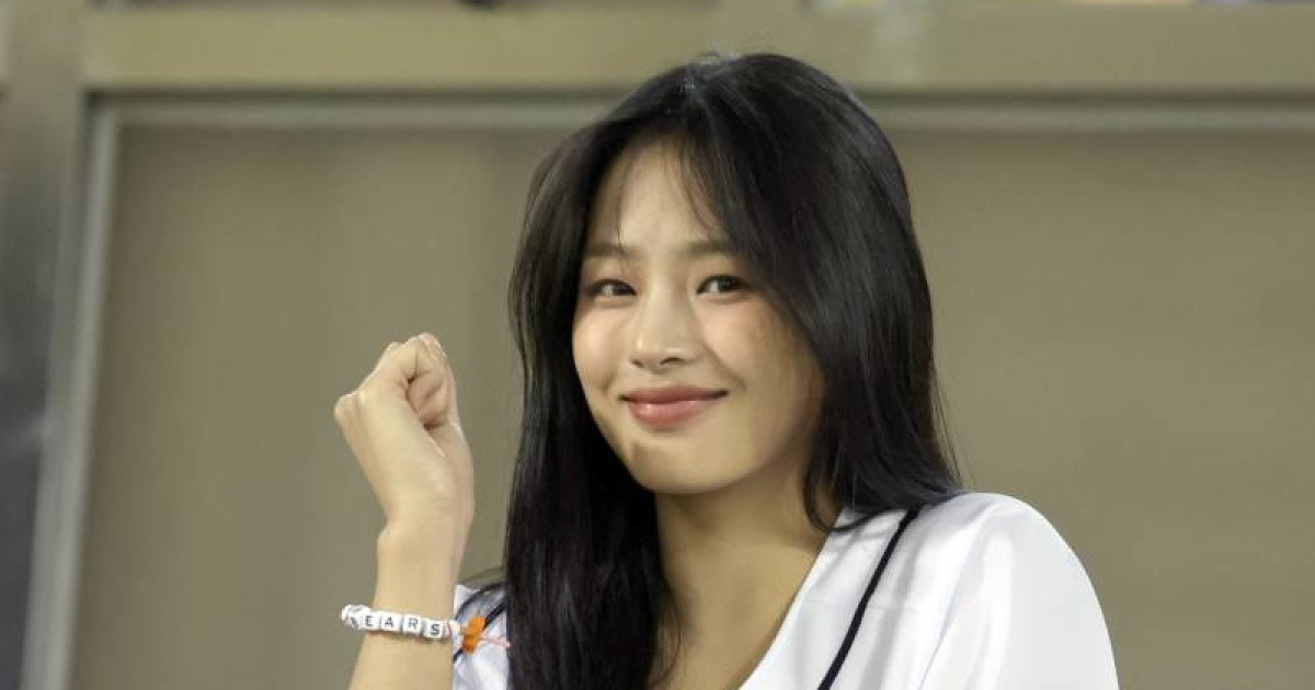 두린이 인증 뉴진스 민지 시구에 직관 끝까지 다 봤다…뉴진스 안무에 잠실이 들썩
