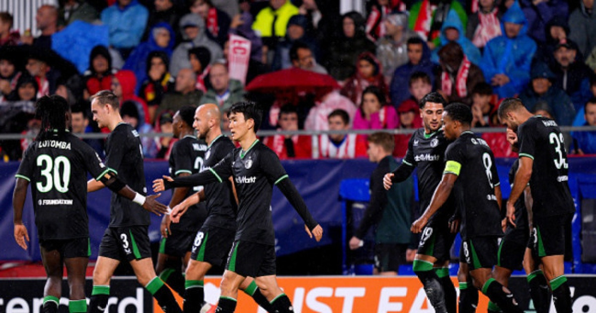 [UCL 리뷰] 한 경기에 자책골 2번+PK 실축 2번… '황인범 풀타임' 페예노르트, 지로나에 3-2 승리