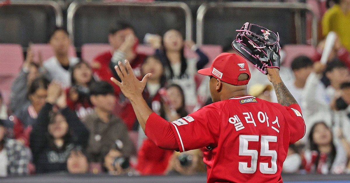 김광현 등 SSG 투수 4명, 월간 MVP 도전…구자욱·홍창기와 경쟁