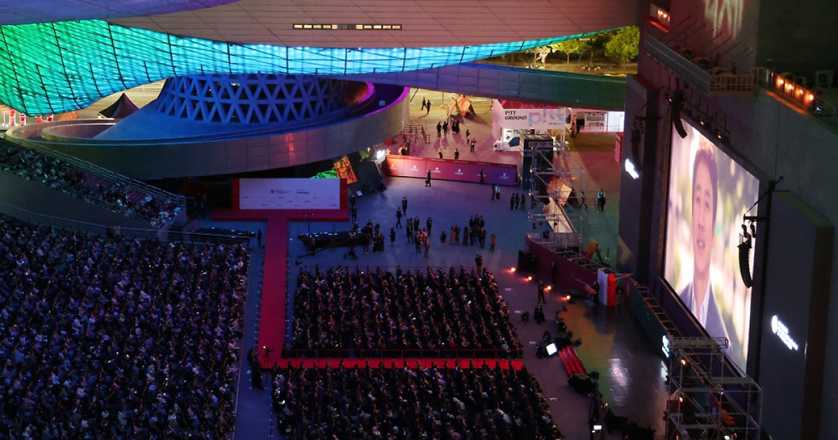 [SC-BIFF] 이정재·강동원→故이선균까지…눈물·환호 가득한 亞 최대 영화 축제(종합)