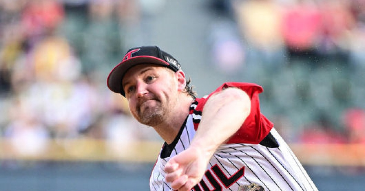 ‘사상 첫 WC 업셋’ KT, 내일 ‘디펜딩 챔피언’ LG와 PO 진출 놓고 첫 격돌…1차전 선발 엔스-고영표 [준PO]