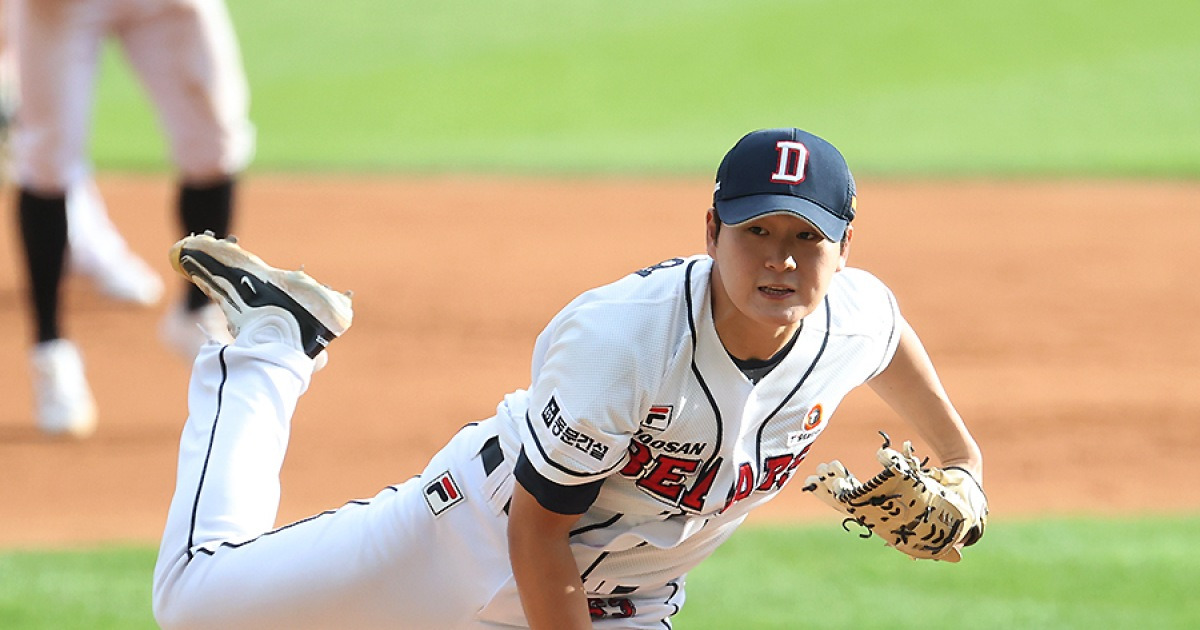 '7회 등판해도 152km' 19세 마무리의 가을 투혼, 32홈런 거포도 꼼짝 못했다